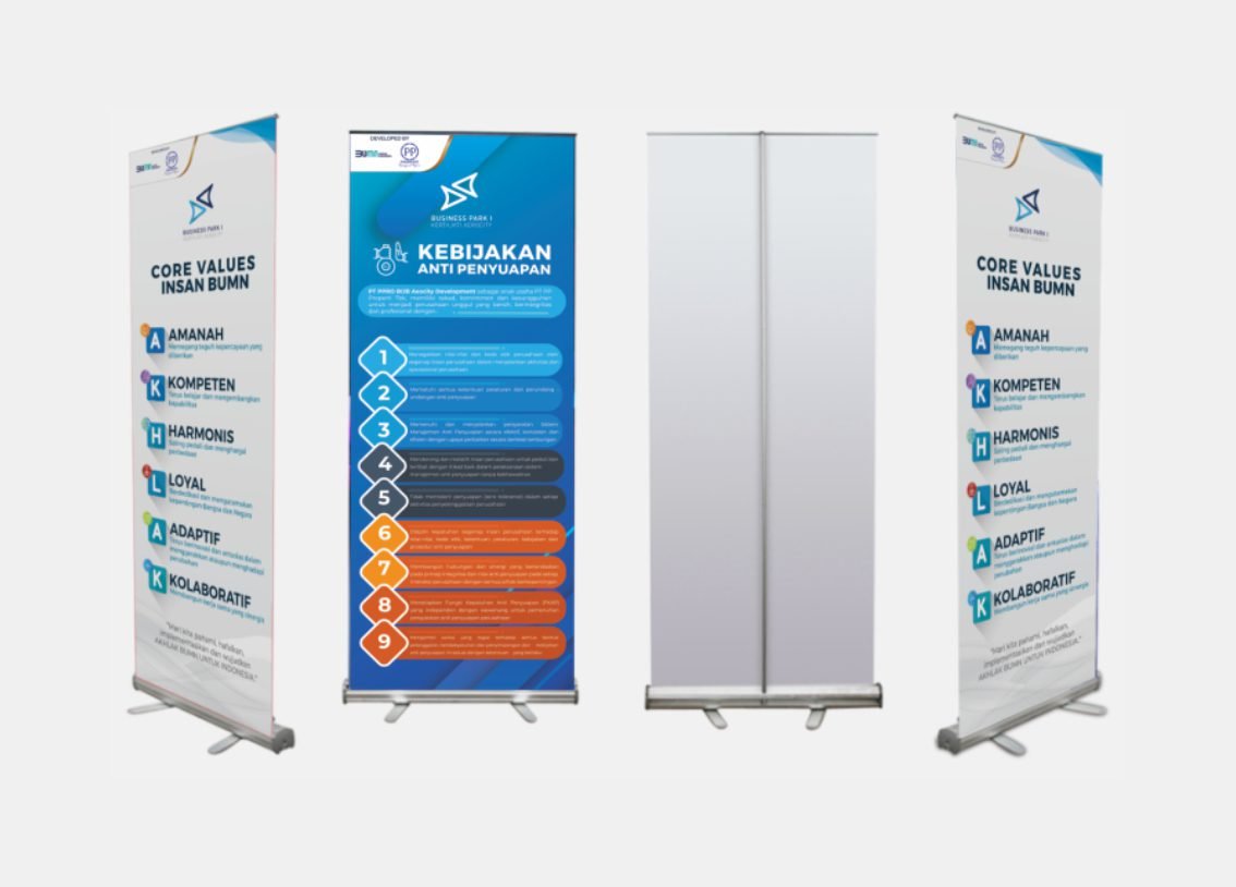 Roll Banner - TROOLE MERCHANDISE
